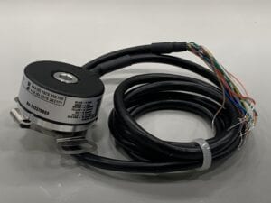 Cuál es la diferencia entre un encoder incremental y absoluto?