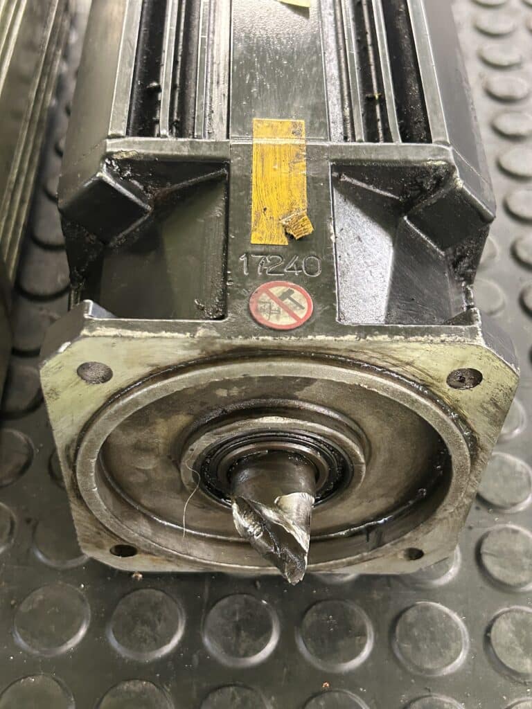 Why a Servomotor Shaft Can Break?